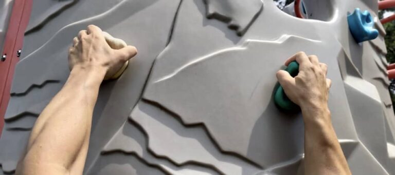 6-inch Wrists: A Good Wrist Size? (Explained)