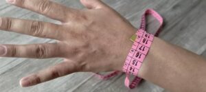 6-inch Wrists: A Good Wrist Size? (Explained)